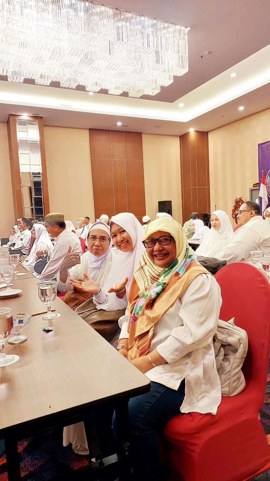 Wonderful Umroh (2) Ini Manasik atau Mantu? – Ari Kinoysan Wulandari